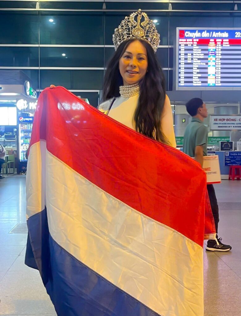 Hoa Hậu Đại Sứ Doanh Nhân Toàn Cầu 2024 – Lily Võ đến Việt Nam tham gia ...